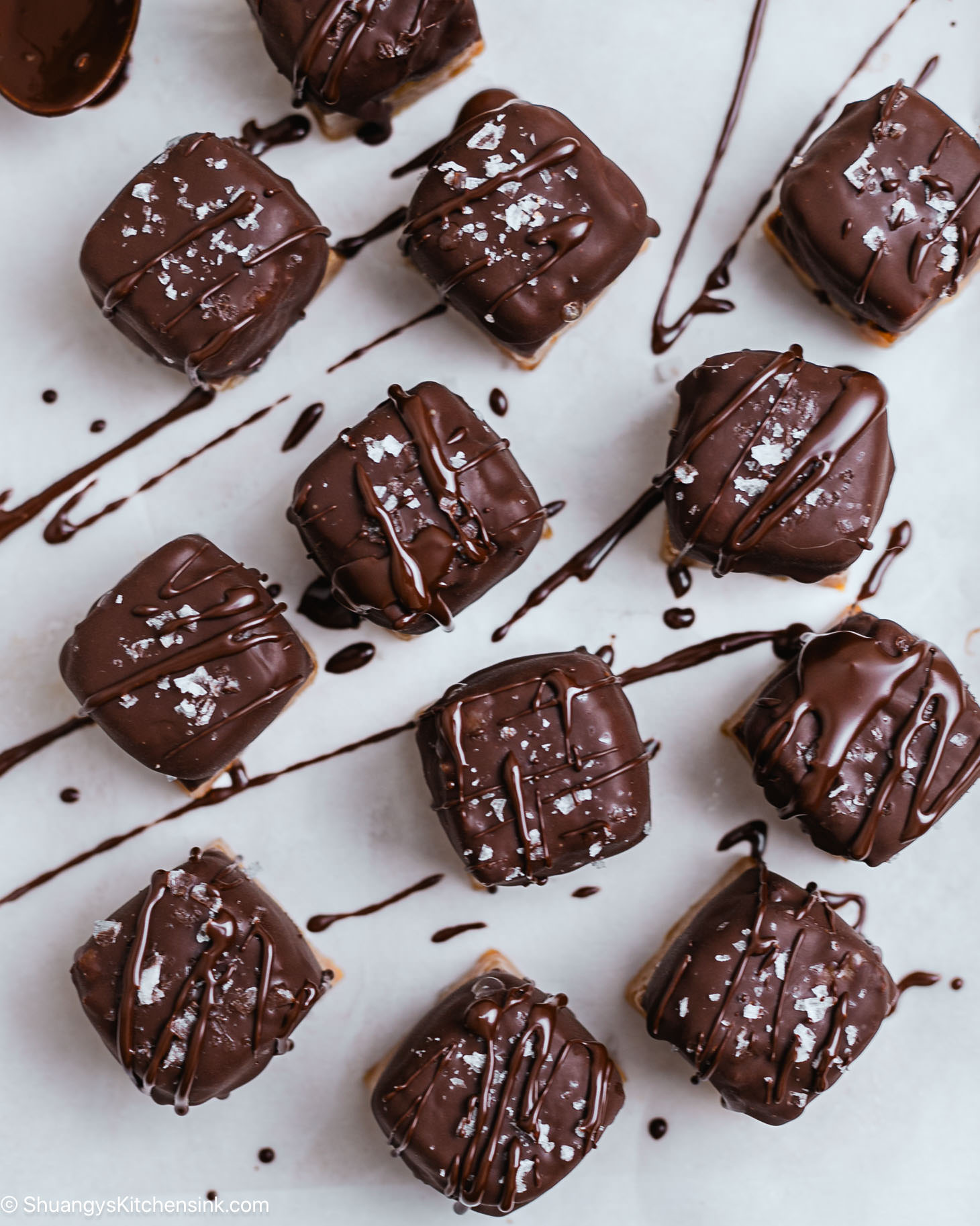 5 Ingredient Buckeye Bites | Shuangy's Kitchensink