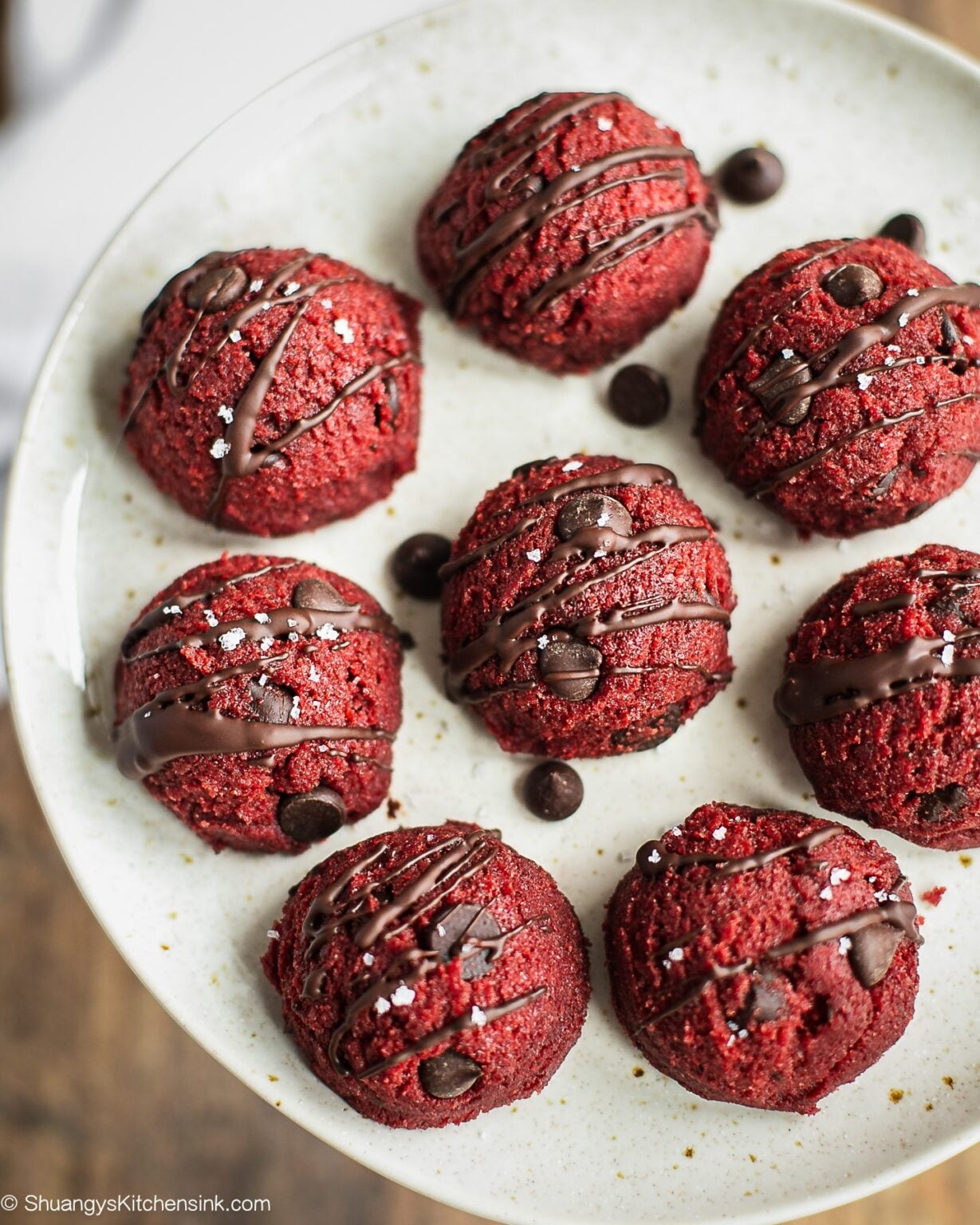 No Bake Red Velvet Cookie Dough Bites {Vegan} | Shuangy's Kitchensink