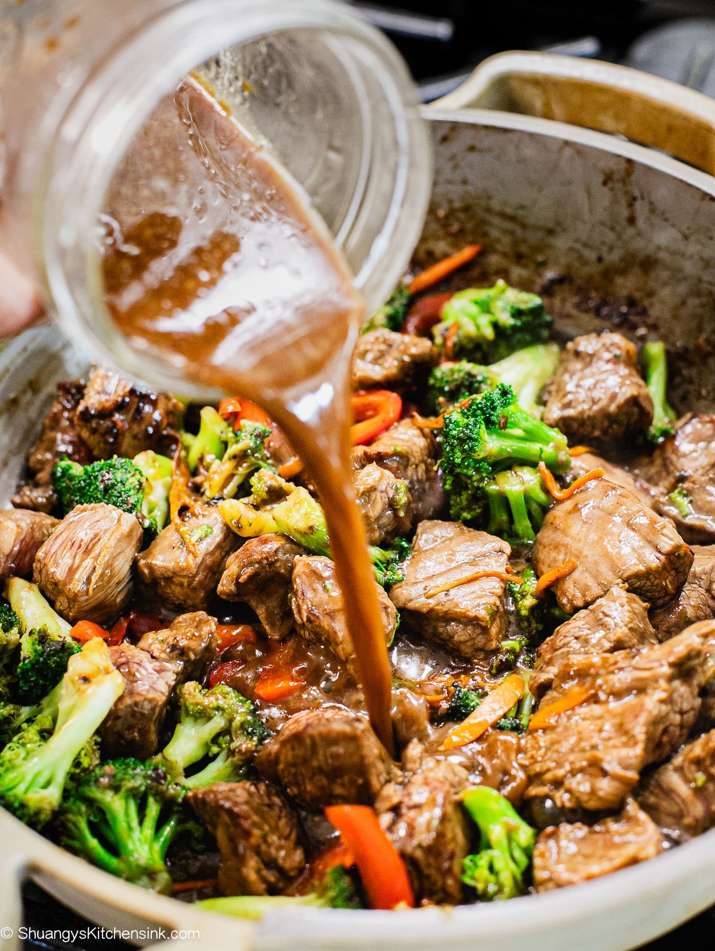 Authentic Beef And Broccoli Stir Fry 25 Minutes Shuangys Kitchensink