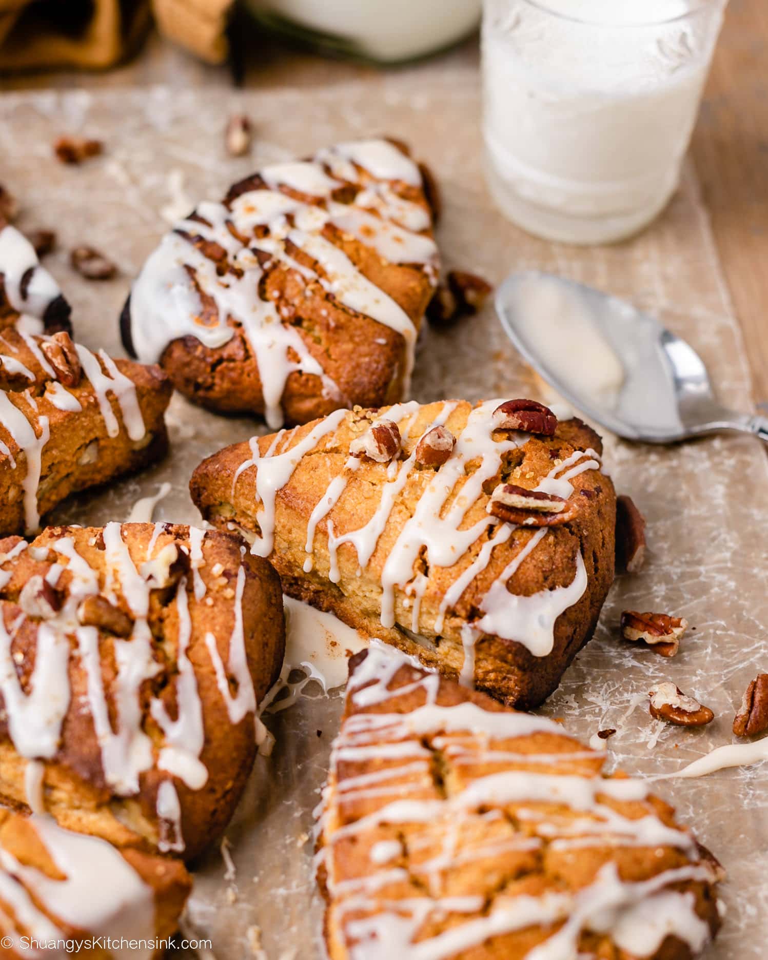 Maple Pecan Scones {Gluten-free} | Shuangy's Kitchensink