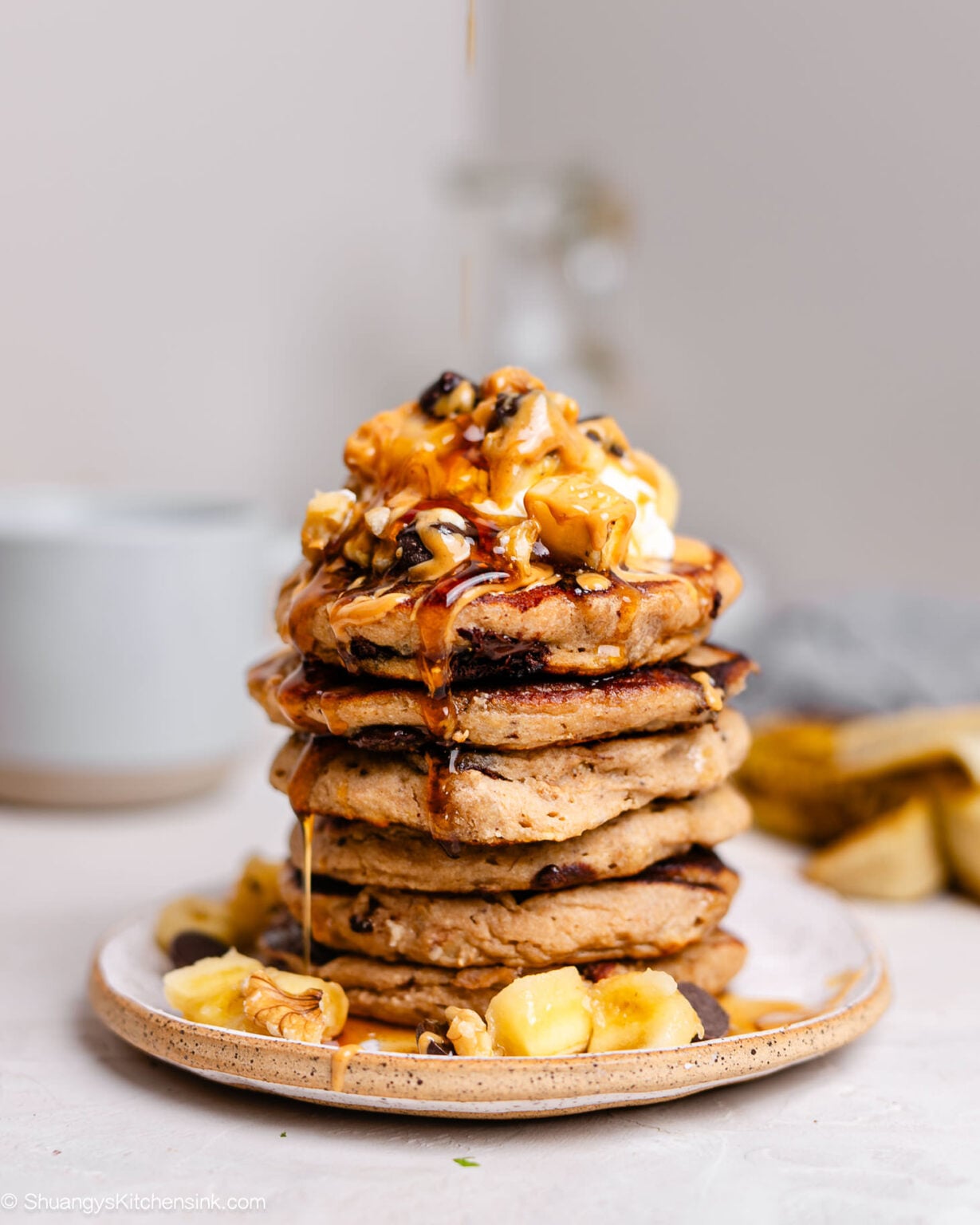 Chunky Monkey Pancakes {6 Ingredients} | Shuangy's Kitchensink