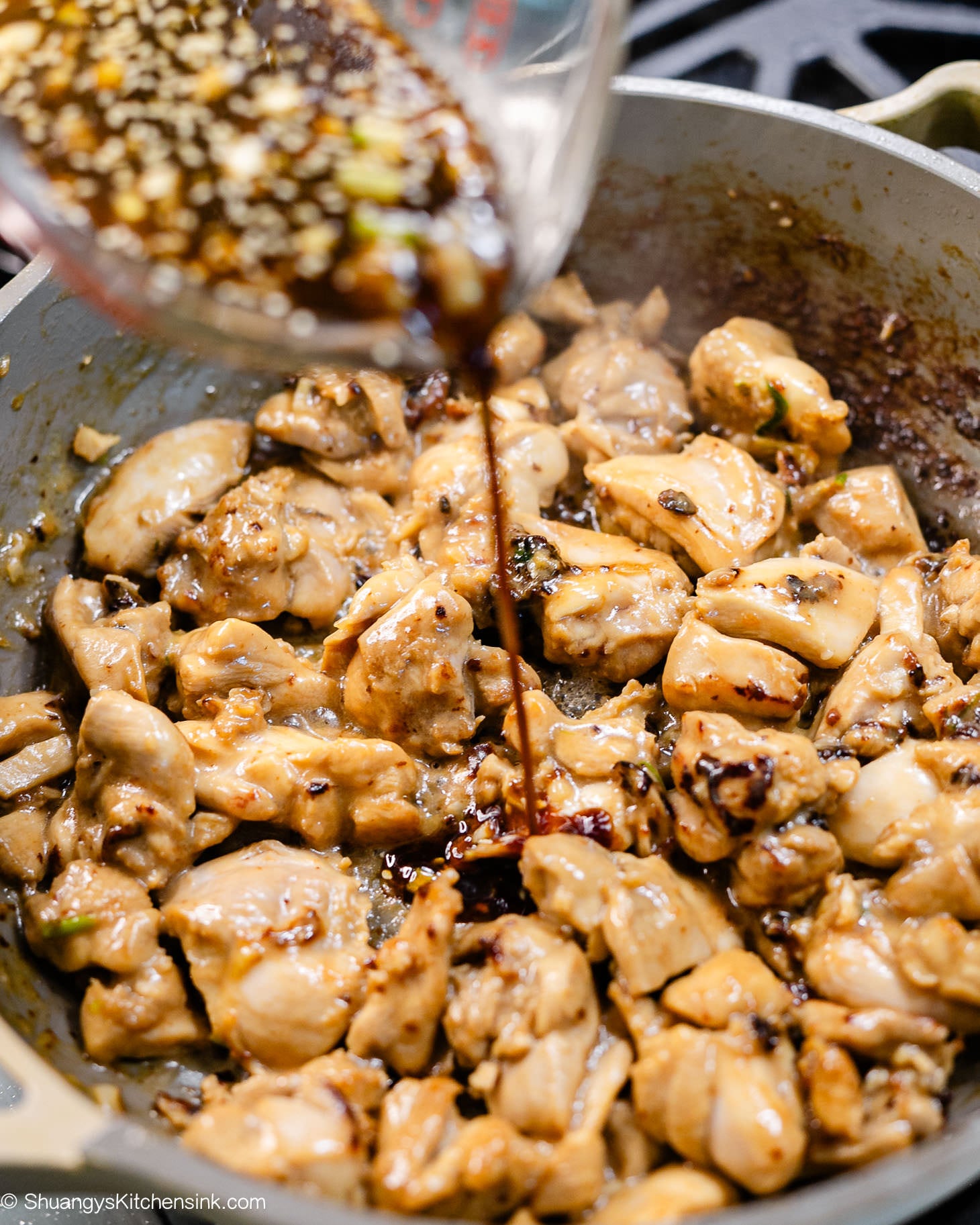 Sesame Ginger Chicken {20 Minutes} | Shuangy's Kitchenink