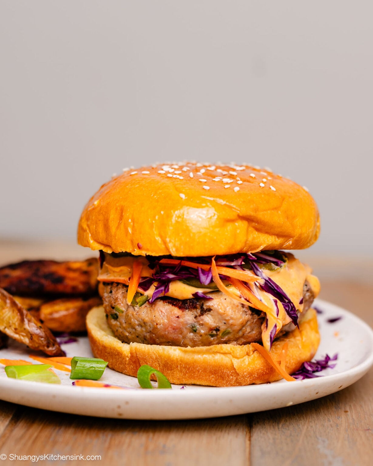 Asian Burger {with Ground Pork & Chicken} Shuangy's Kitchensink