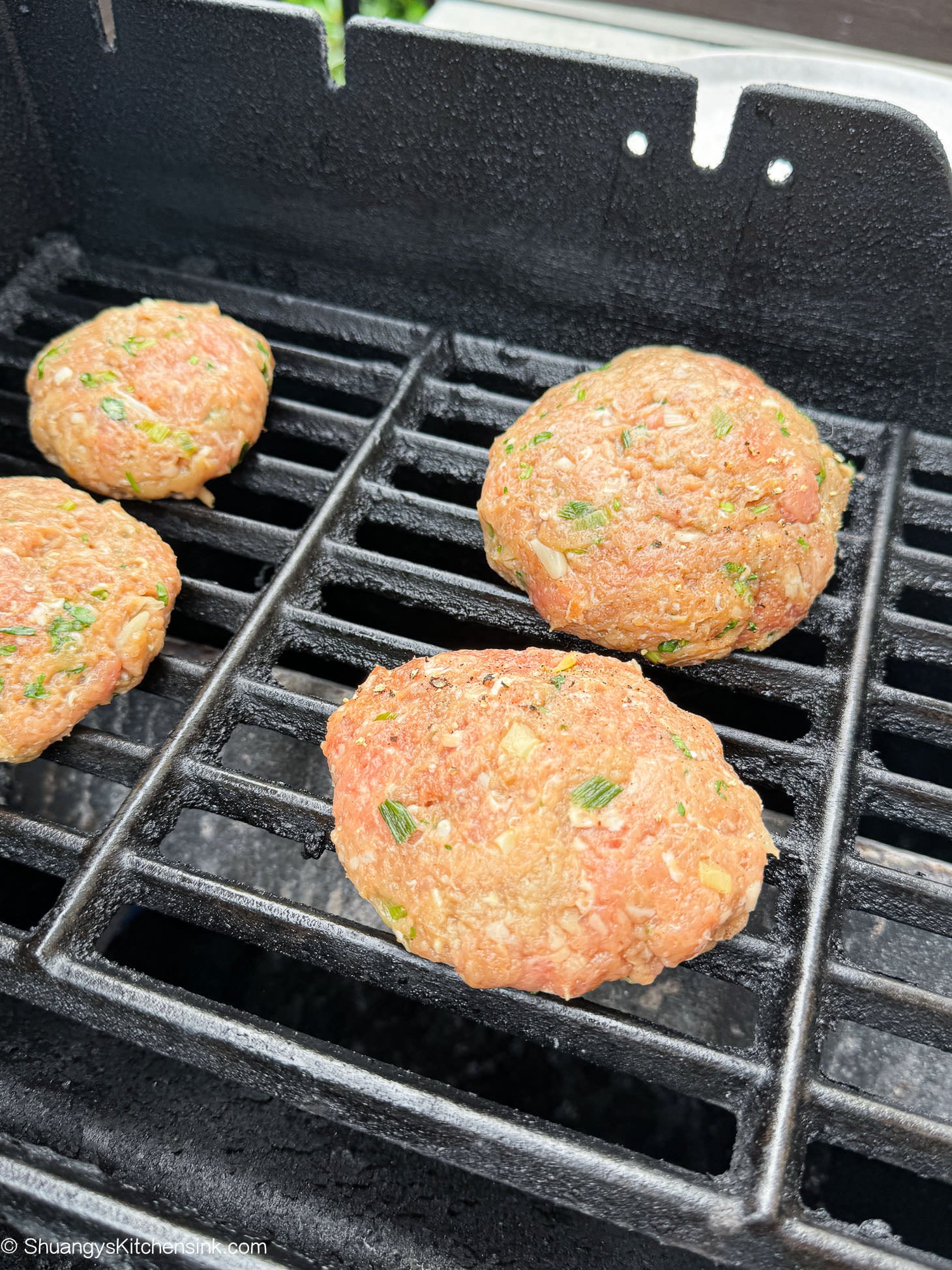 Asian Burger {with Ground Pork & Chicken} Shuangy's Kitchensink