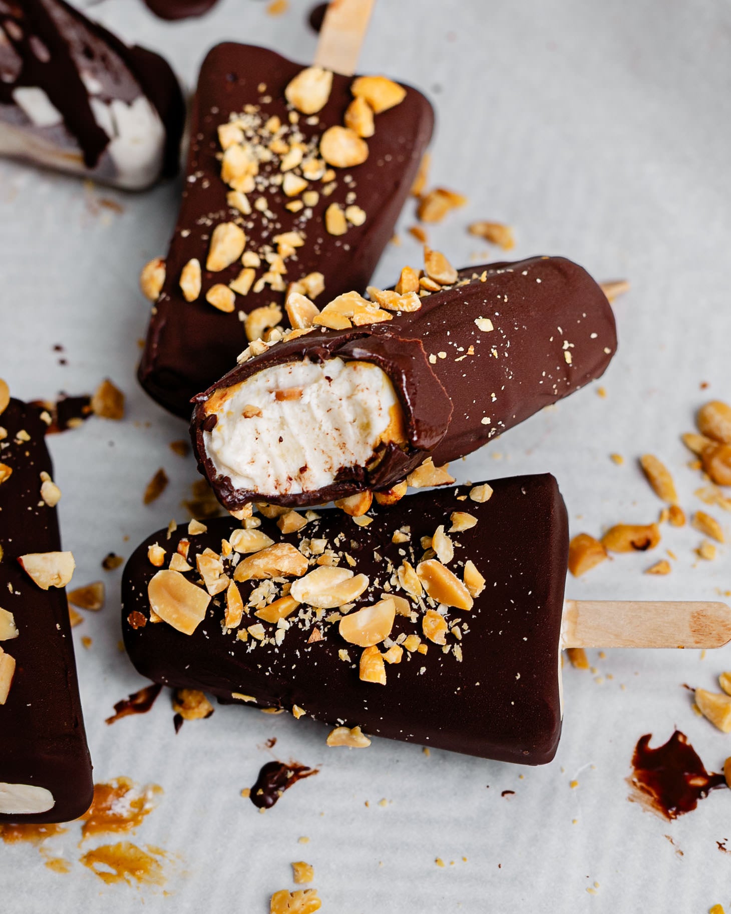 Greek Yogurt Ice Cream Bars with Chocolate Shell | Shuangy's Kitchensink